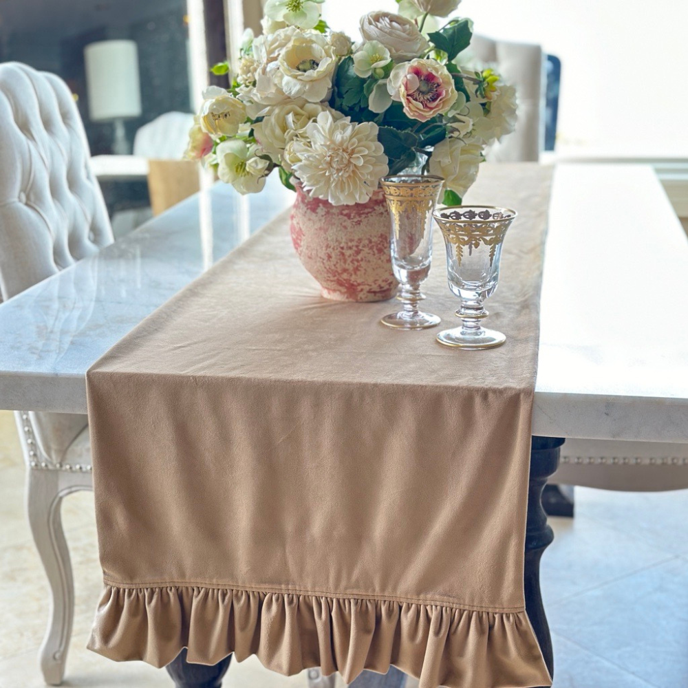 Velvet Table Runner with Ruffle - New Colors – Arte Italica