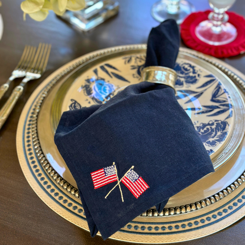 American Flag Embroidered Linen Napkins | Patriotic Napkin Set | Arte ...