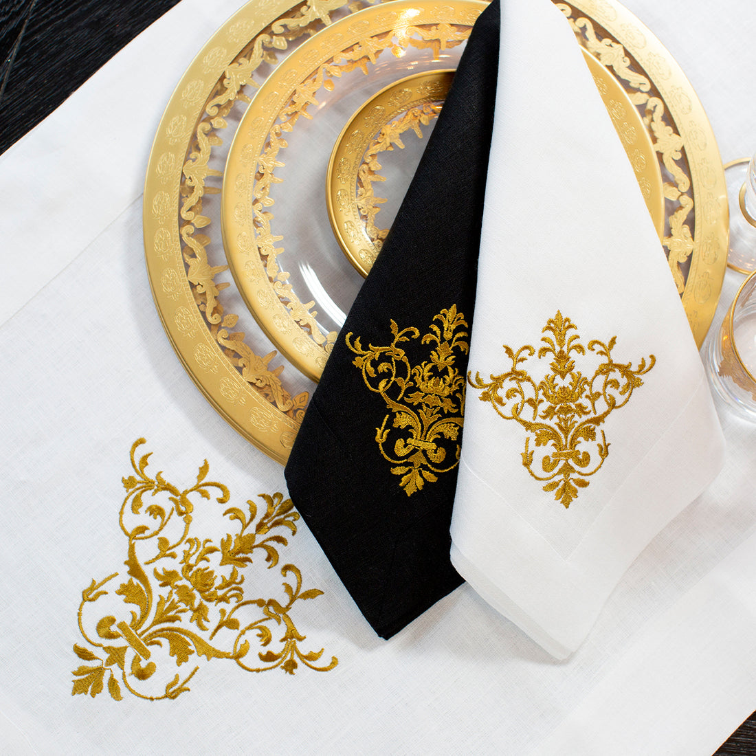 Victorian Table Runner White & Gold – Arte Italica